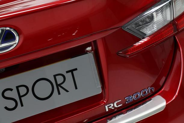 Genuine Lexus Europe 2015-2018 RC Rear Bumper Protection Plate ...